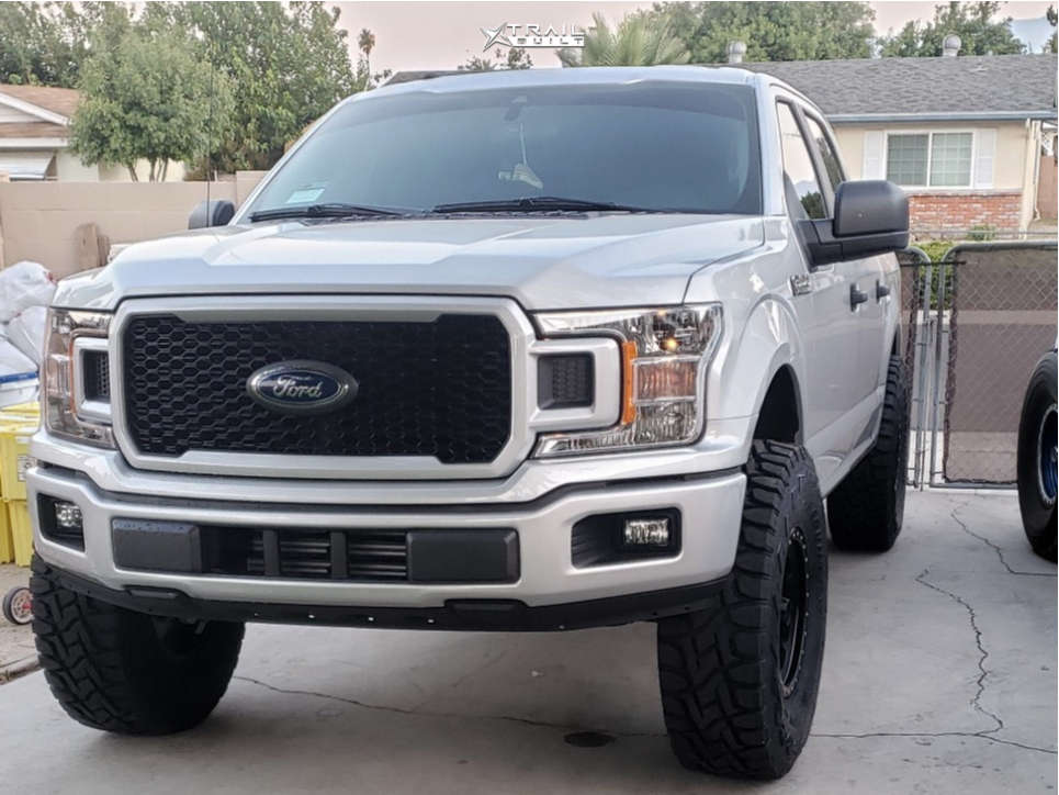 2019 Ford F-150 Wheel Offset Aggressive > 1" Outside Fender Suspension ...