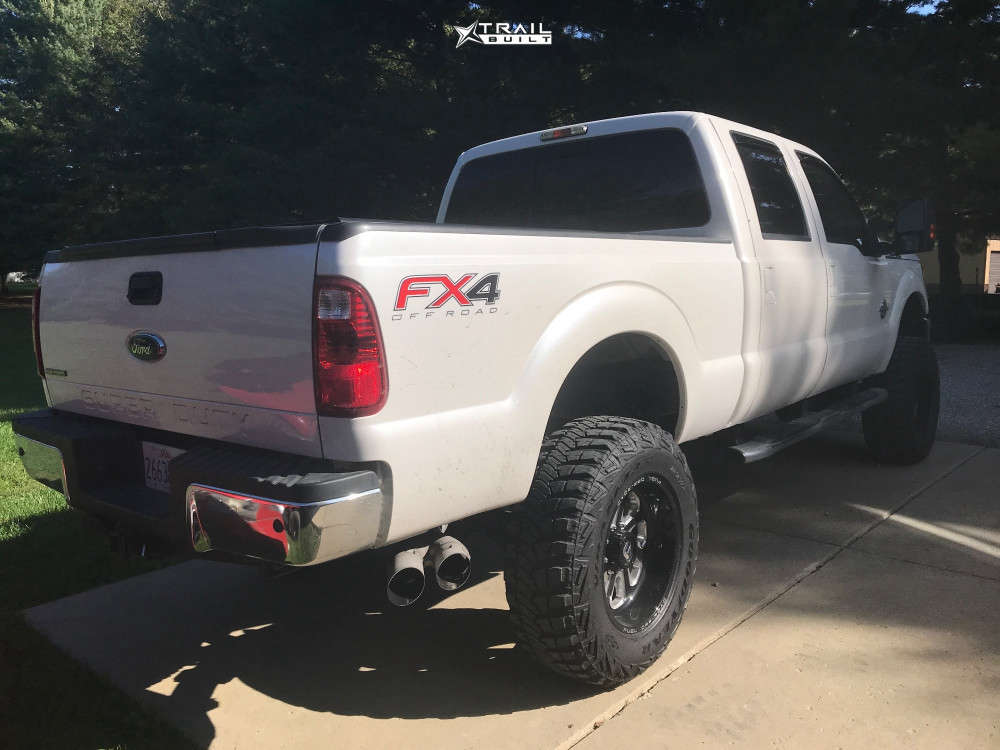 2012 Ford F-250 Super Duty Wheel Offset Aggressive > 1" Outside Fender ...