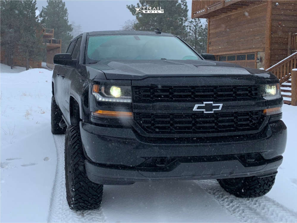 2018 Chevrolet Silverado 1500 Wheel Offset Aggressive > 1" Outside ...