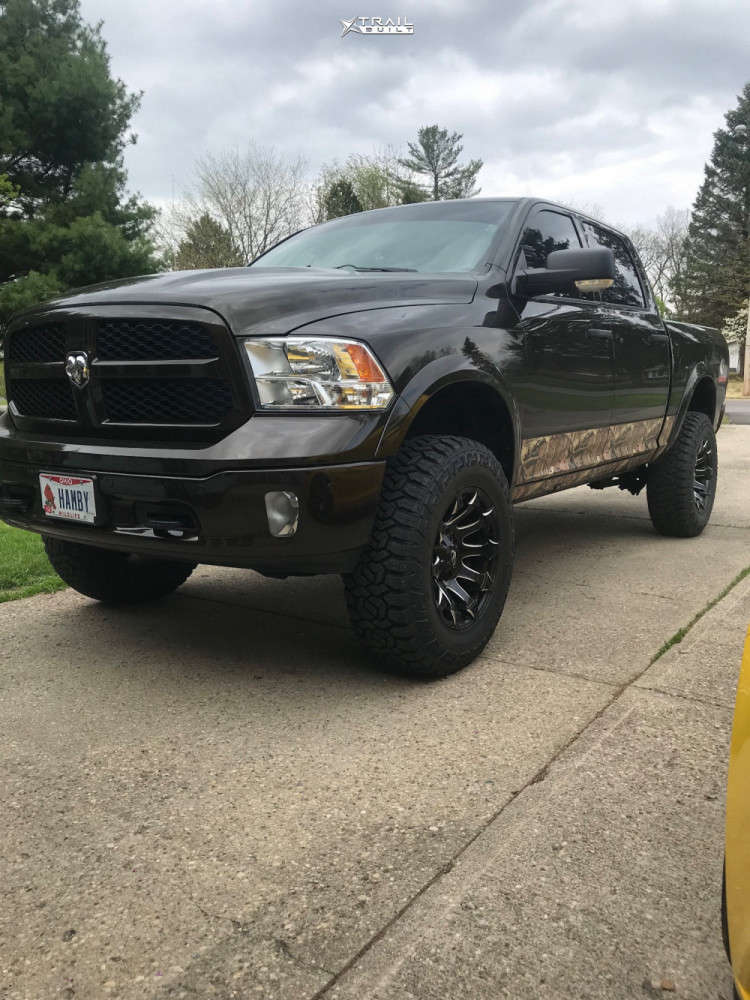 2014 Ram 1500 Wheel Offset Aggressive > 1" Outside Fender Suspension ...