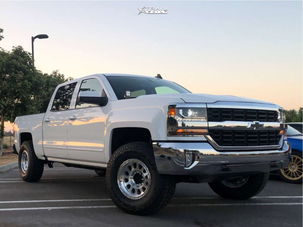 2017 Chevrolet Silverado 1500 Wheel Offset Slightly Aggressive Leveling ...