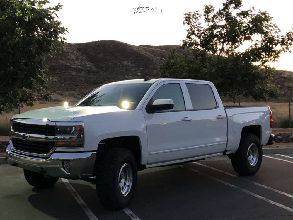 2017 Chevrolet Silverado 1500 Wheel Offset Slightly Aggressive Leveling ...
