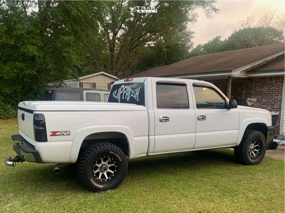 2005 Chevrolet Silverado 1500 Wheel Offset Aggressive > 1" Outside ...