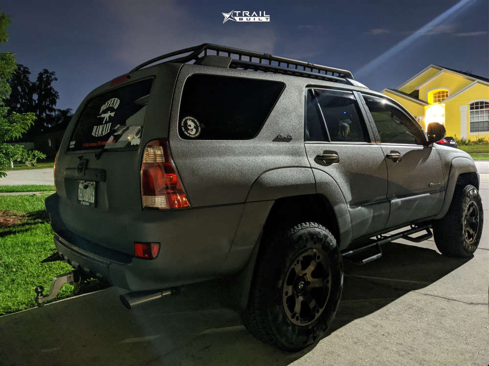 2004 Toyota 4Runner Wheel Offset Aggressive > 1" Outside Fender ...