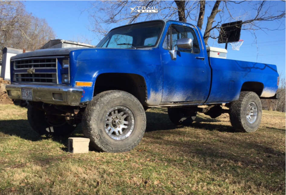 1985 Chevrolet K20 Wheel Offset Slightly Aggressive Suspension Lift 4 ...