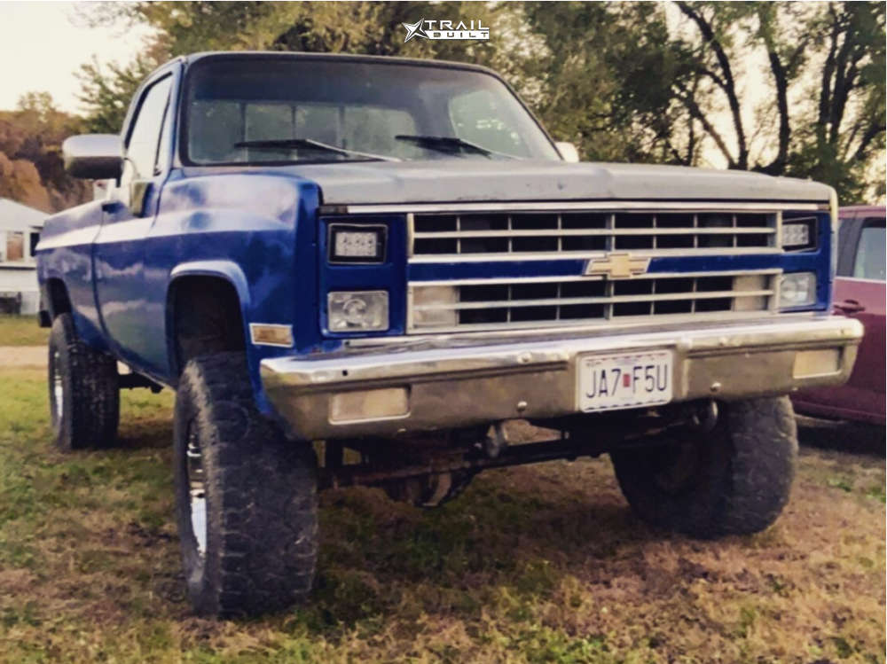 1985 Chevrolet K20 Wheel Offset Slightly Aggressive Suspension Lift 4 ...