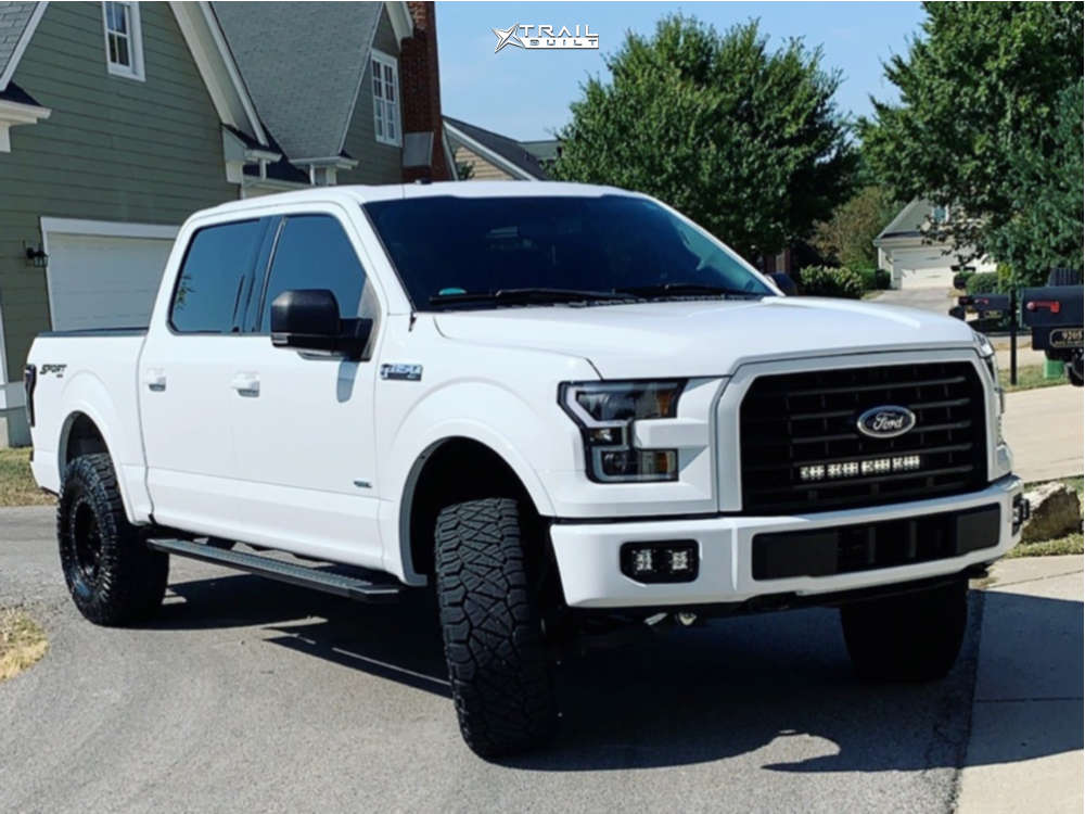 2016 Ford F-150 Wheel Offset Aggressive > 1" Outside Fender Suspension ...