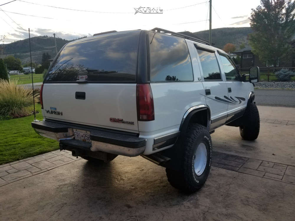 1995 GMC Yukon Wheel Offset Aggressive > 1" Outside Fender Suspension ...