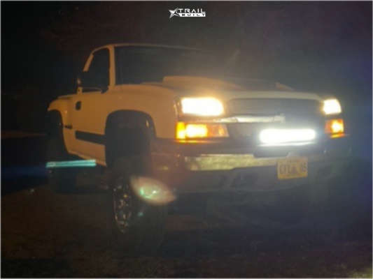 2005 Chevrolet Silverado 1500 Wheel Offset Aggressive > 1" Outside ...