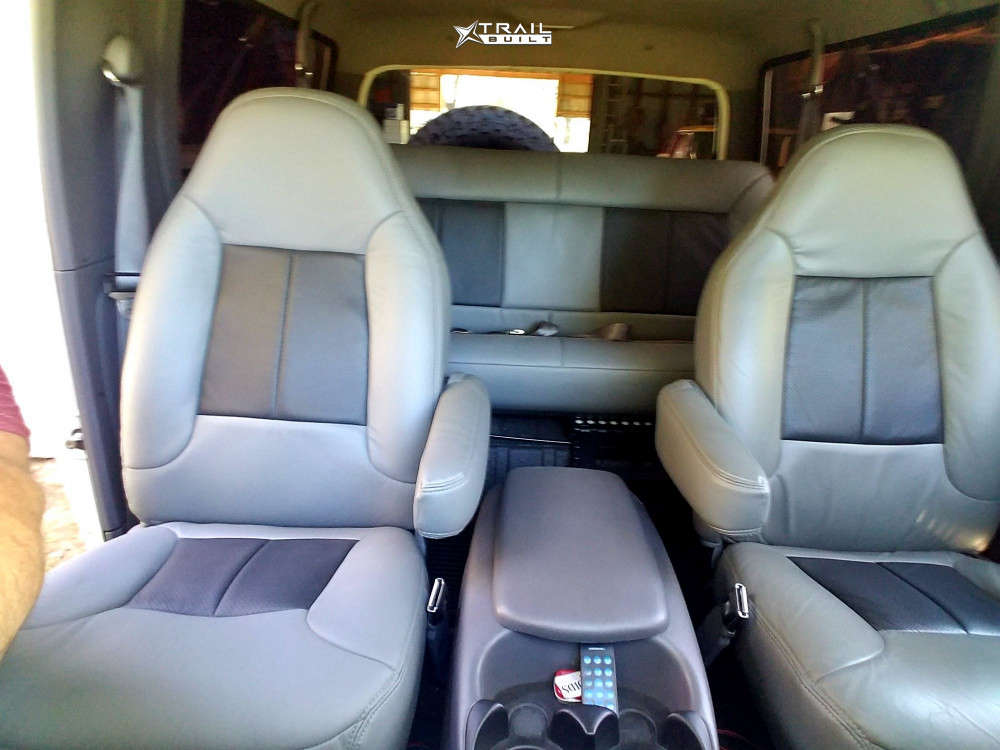 1995 Ford Bronco Wheel Offset Aggressive > 1" Outside Fender Suspension ...