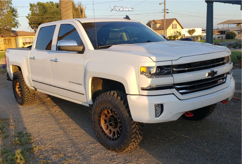 2018 Chevrolet Silverado 1500 Wheel Offset Aggressive > 1" Outside ...