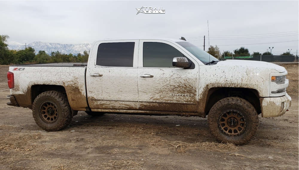 2018 Chevrolet Silverado 1500 Wheel Offset Aggressive > 1" Outside ...