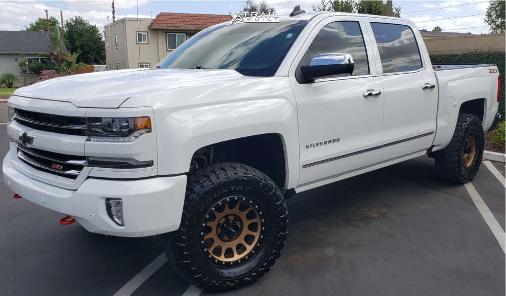 2018 Chevrolet Silverado 1500 Wheel Offset Aggressive > 1" Outside ...