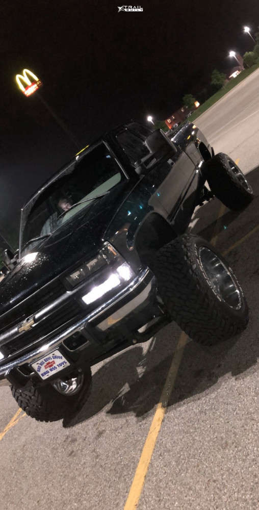 1996 Chevrolet K2500 Wheel Offset Aggressive > 1" Outside Fender ...