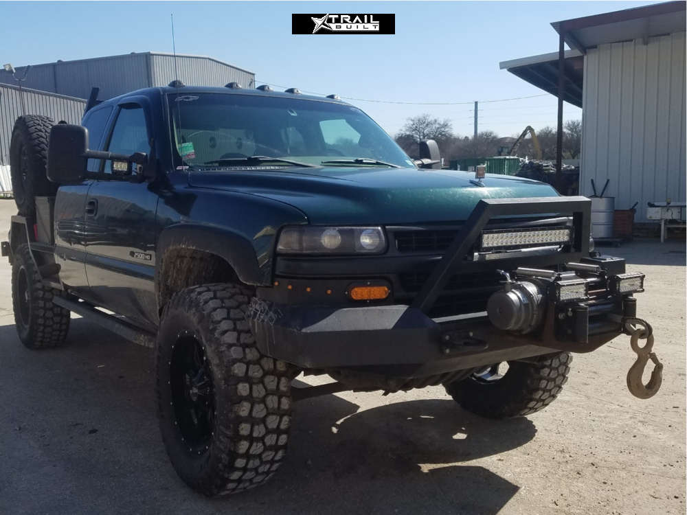 2002 Chevrolet Silverado 2500 HD Wheel Offset Aggressive > 1" Outside ...