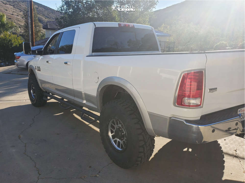2014 Ram 3500 Wheel Offset Aggressive > 1" Outside Fender Suspension ...