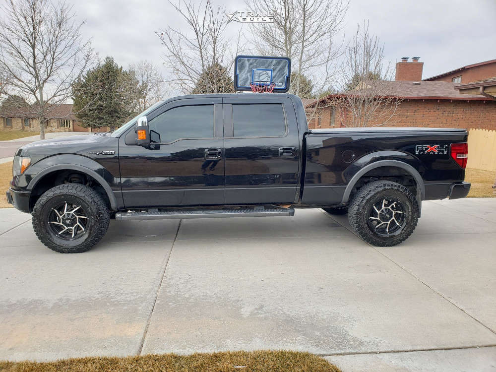 2011 Ford F-150 Wheel Offset Aggressive > 1" Outside Fender Leveling ...