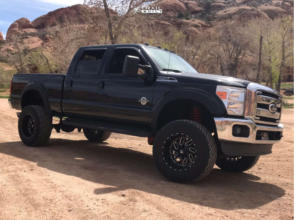 2012 Ford F-250 Super Duty Wheel Offset Aggressive > 1" Outside Fender ...