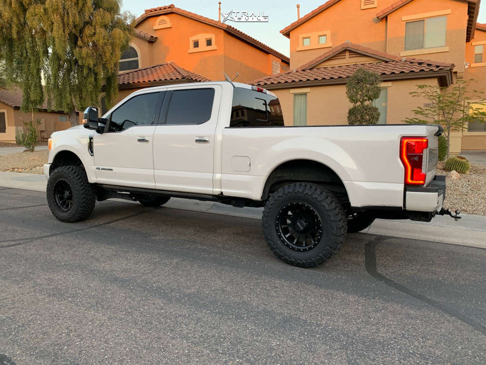 2017 Ford F-250 Super Duty Wheel Offset Aggressive > 1" Outside Fender ...