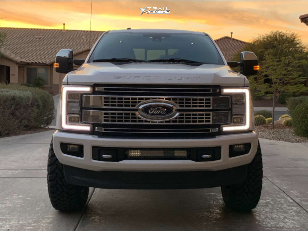 2017 Ford F-250 Super Duty Wheel Offset Aggressive > 1" Outside Fender ...