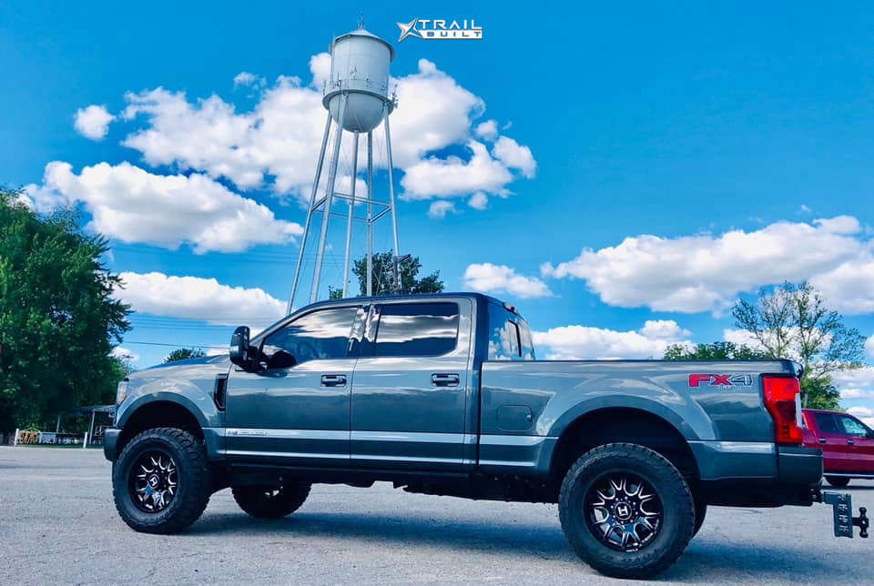 2019 Ford F-250 Super Duty Wheel Offset Aggressive > 1" Outside Fender ...