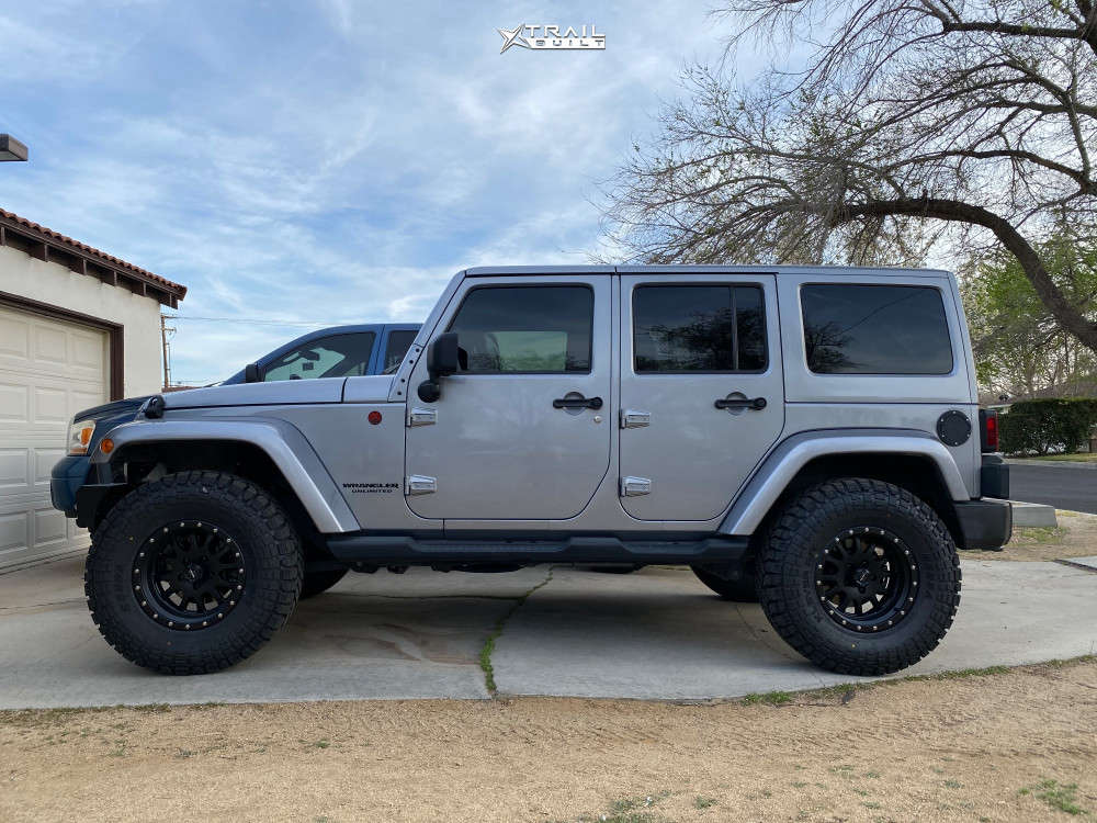 2013 Jeep Wrangler Wheel Offset Aggressive > 1" Outside Fender Leveling ...