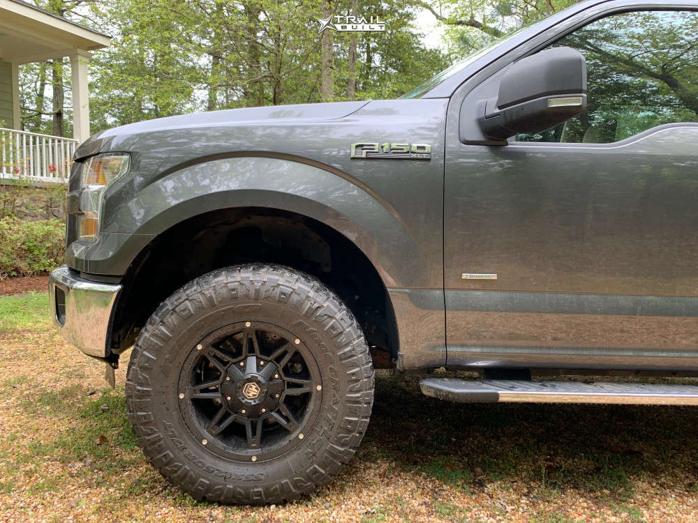 2015 Ford F-150 Wheel Offset Aggressive > 1" Outside Fender Leveling ...