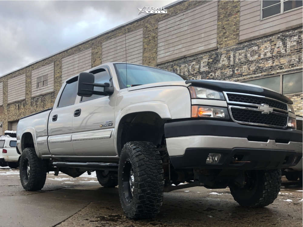 2007 Chevrolet Silverado 2500 HD Classic Wheel Offset Aggressive > 1 ...