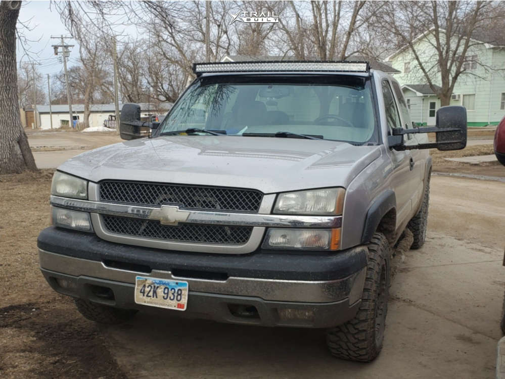 2004 Chevrolet Silverado 1500 Wheel Offset Aggressive > 1" Outside ...