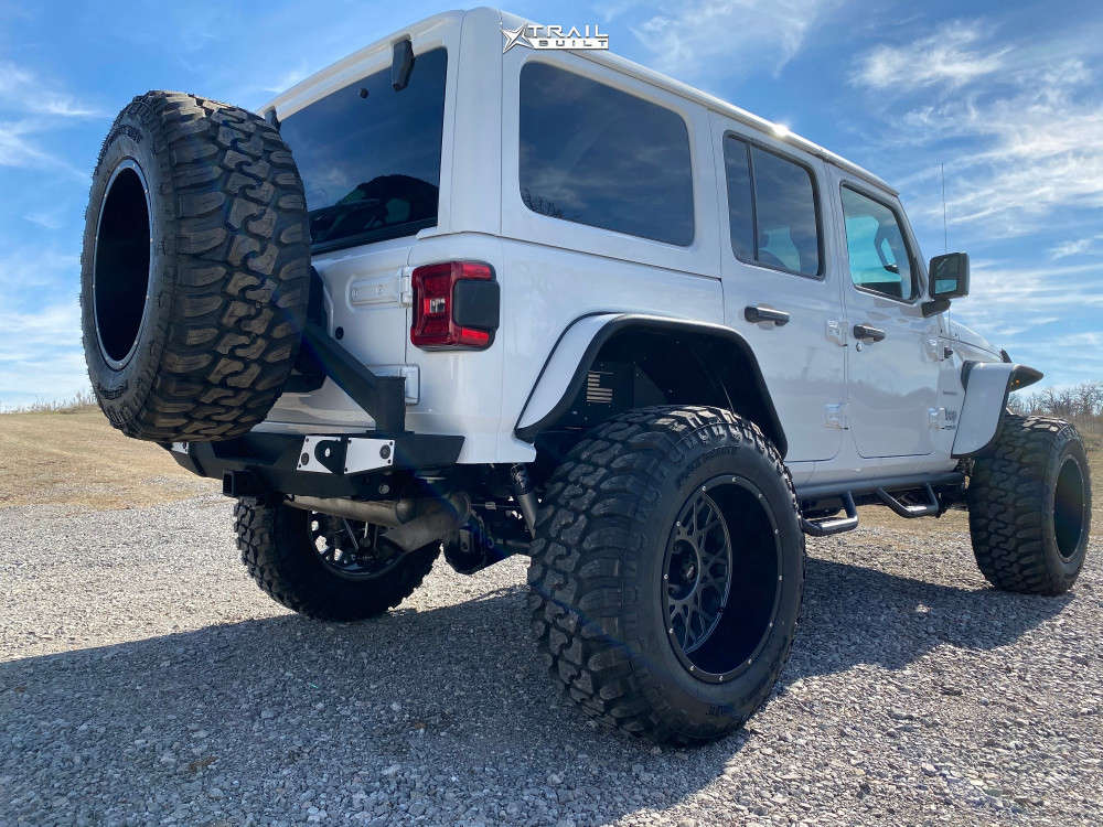 2018 Jeep Wrangler Wheel Offset Aggressive > 1" Outside Fender ...