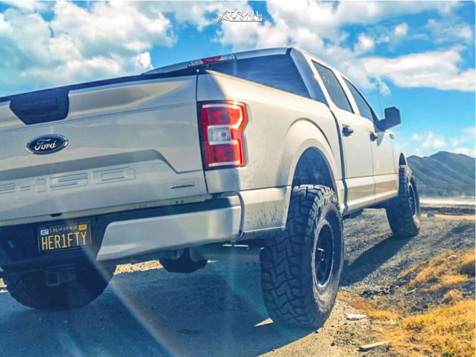 2019 Ford F-150 Wheel Offset Aggressive > 1" Outside Fender Suspension ...