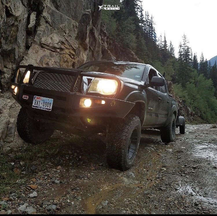 2005 Toyota Tacoma Wheel Offset Aggressive > 1" Outside Fender ...