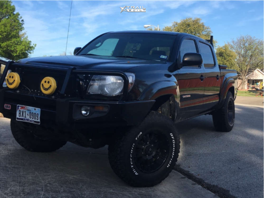 2005 Toyota Tacoma Wheel Offset Aggressive > 1" Outside Fender ...