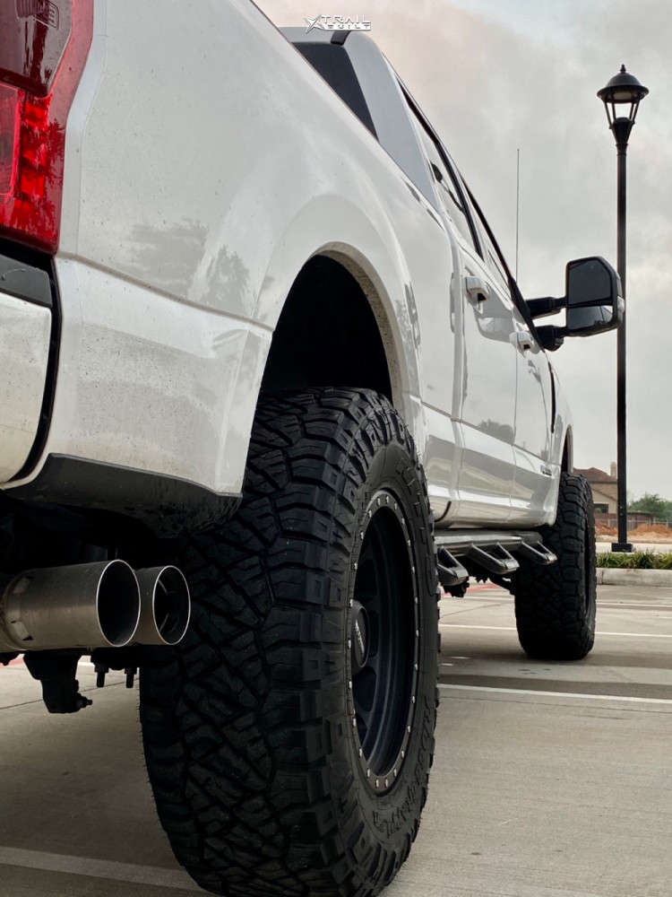2019 Ford F-250 Super Duty Wheel Offset Aggressive > 1" Outside Fender ...