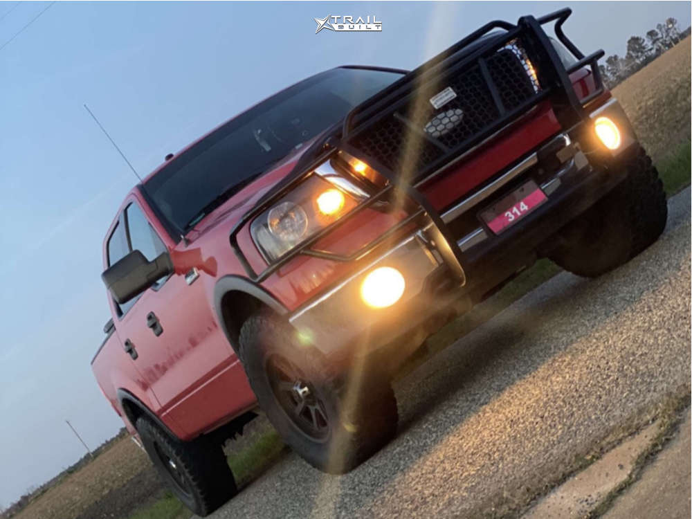 2006 Ford F-150 Wheel Offset Aggressive > 1" Outside Fender Leveling ...