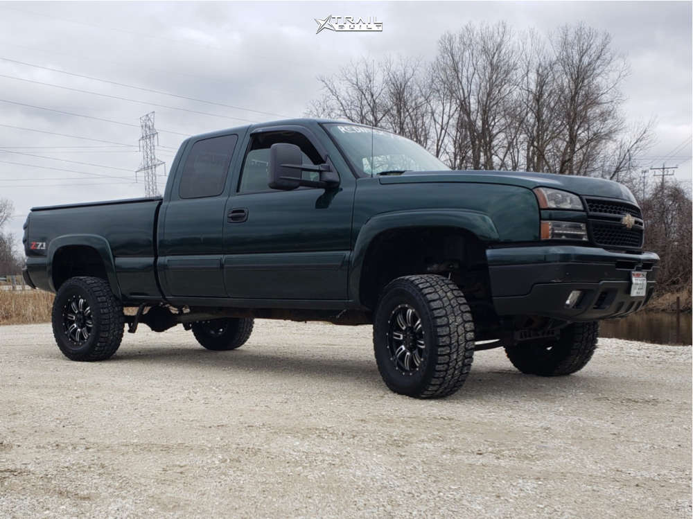 2006 Chevrolet Silverado 1500 Wheel Offset Aggressive > 1" Outside ...