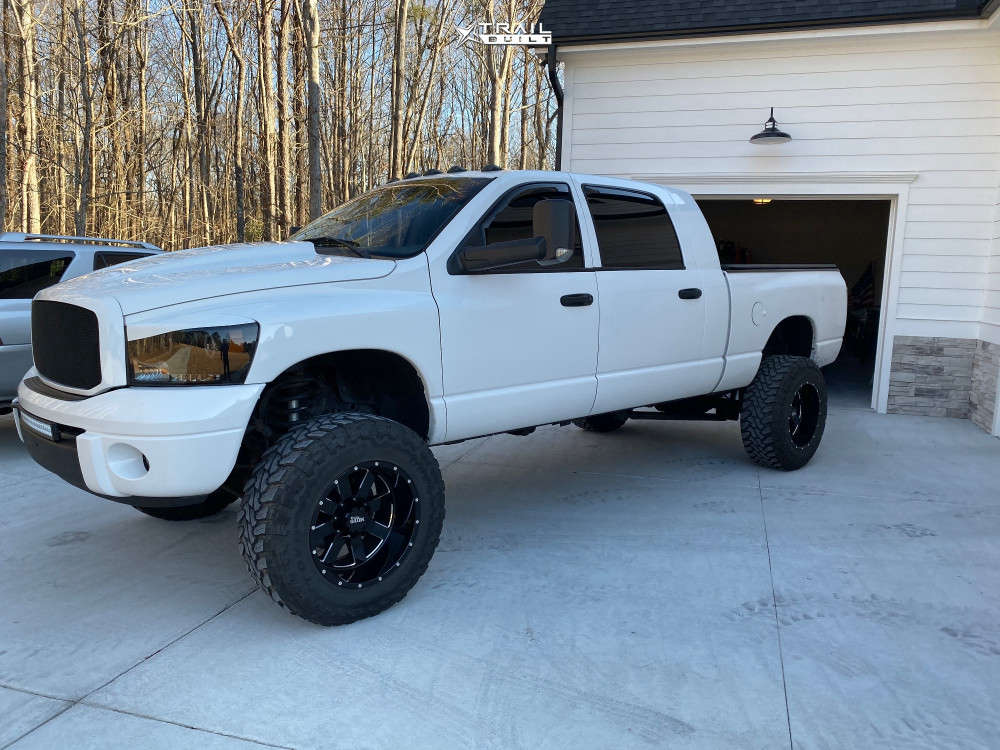 2008 Dodge Ram 2500 Wheel Offset Aggressive > 1" Outside Fender ...