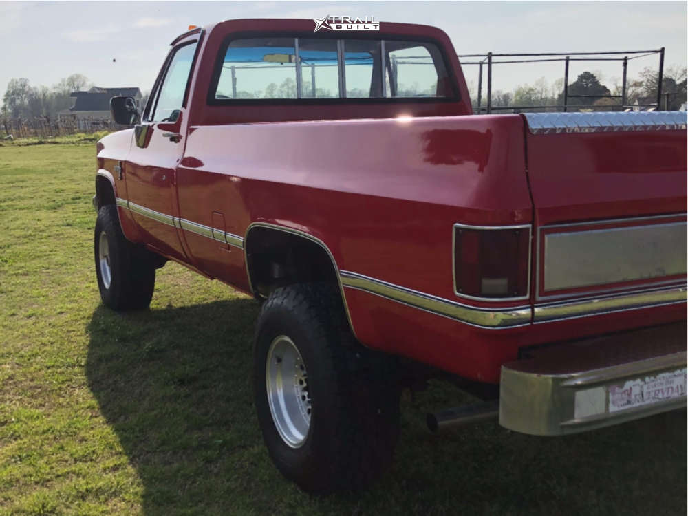 1985 Chevrolet K30 Wheel Offset Aggressive > 1" Outside Fender ...