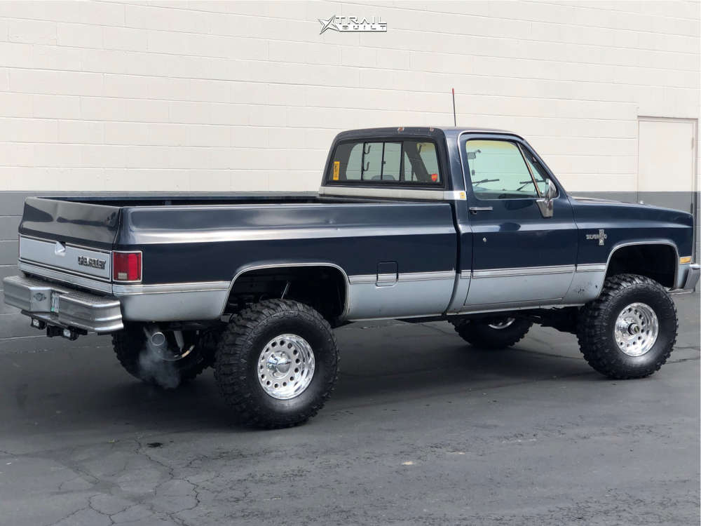 1985 Chevrolet K10 Wheel Offset Aggressive > 1" Outside Fender ...