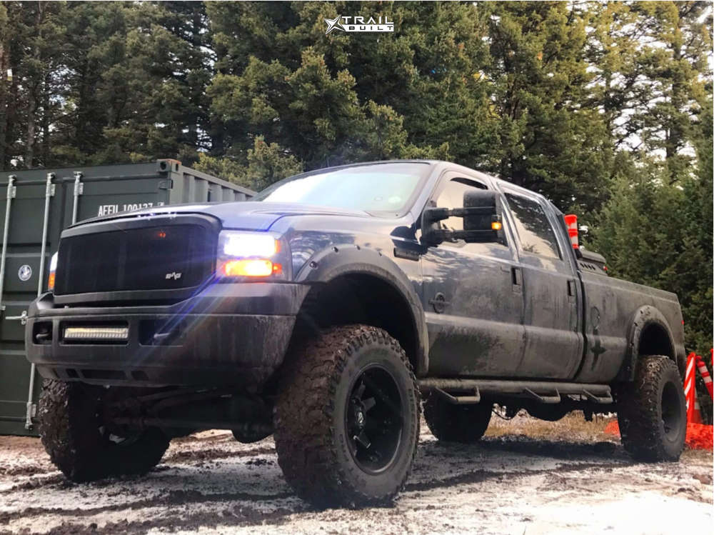 2006 Ford F-350 Super Duty Wheel Offset Aggressive > 1" Outside Fender ...