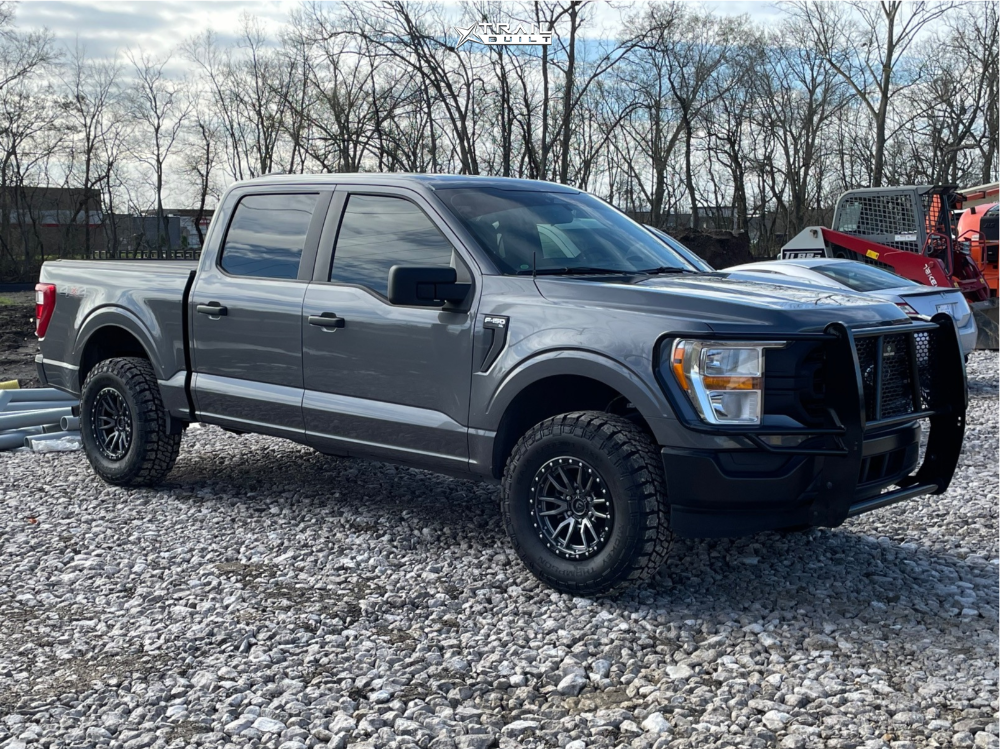 Mickey Thompson Baja Legend EXP LT295 70R17 (33.6x11.6R17) | 90000067180 | TrailBuilt Off-Road